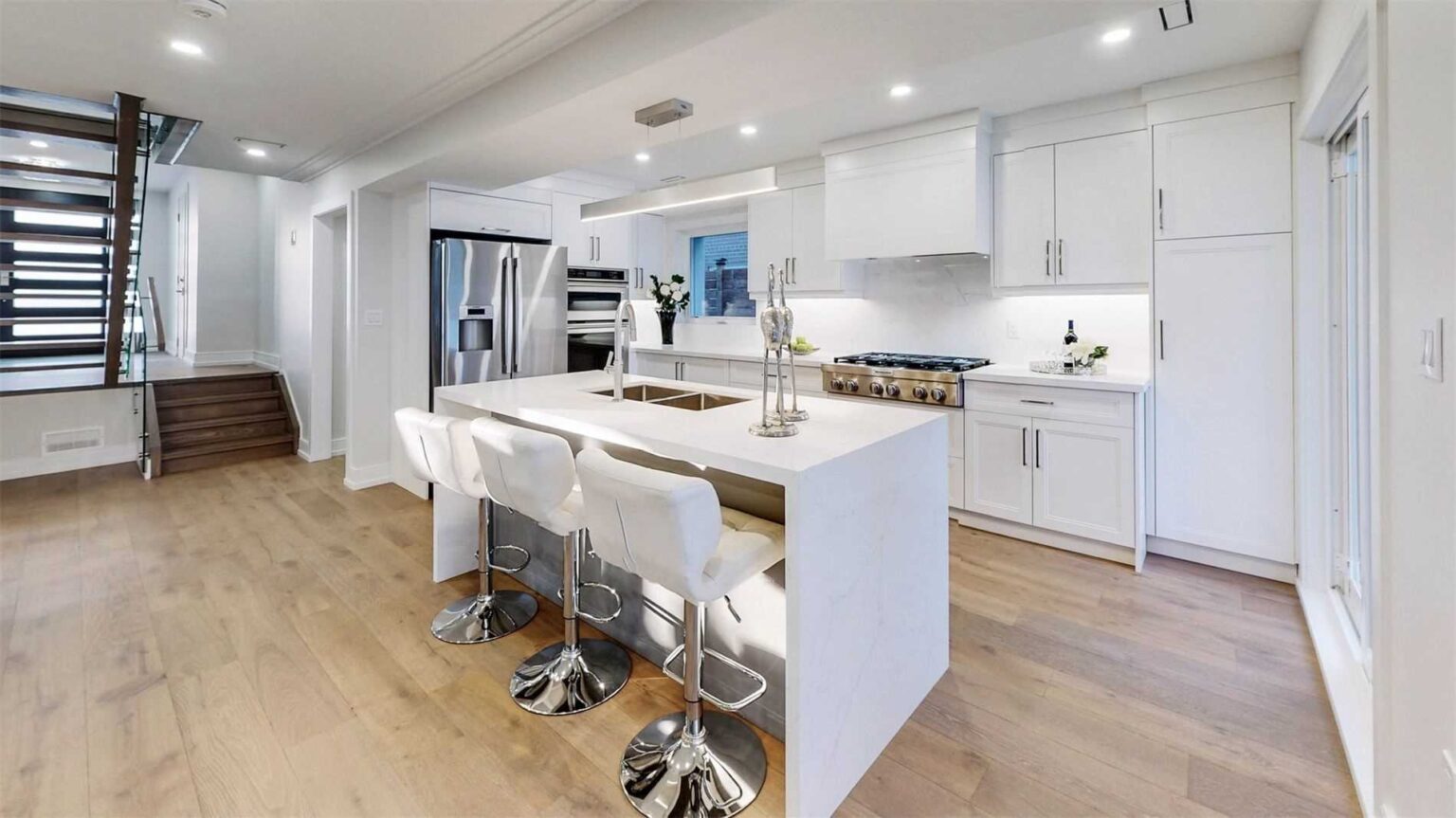 Custom Home Builders Toronto - Aria Build