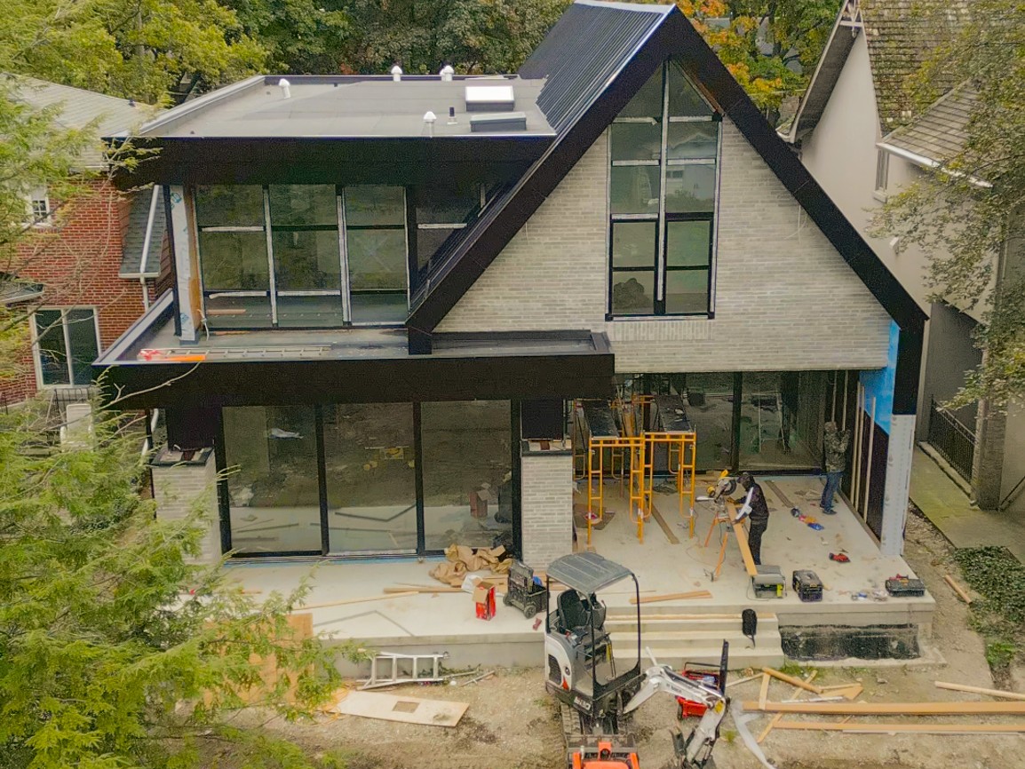 Choosing a Lot for Your Custom Home: Toronto Buyer's Guide 2025